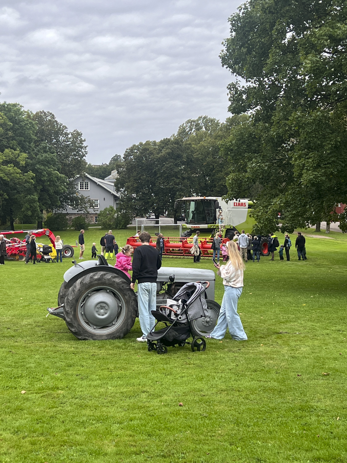 Åpen gård for store og små - Vestfold fylkeskommune